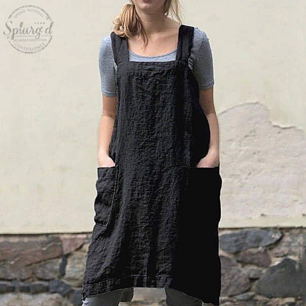 Cotton work apron with front pocket Indigo blue – Splurg'd Studio