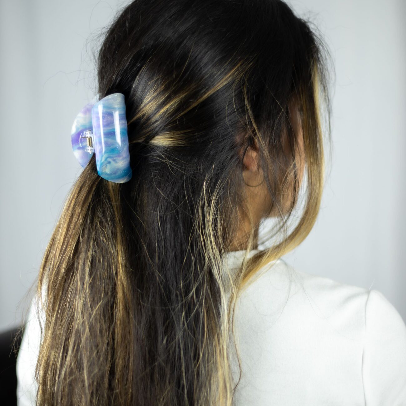 Marbled acrylic one piece semi-circle one piece claw clips – Splurg'd ...